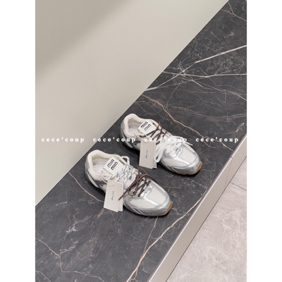 未来感平底德训鞋休闲阿甘鞋