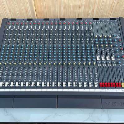 英国 声艺 soundcraft VENUEII，20路，8