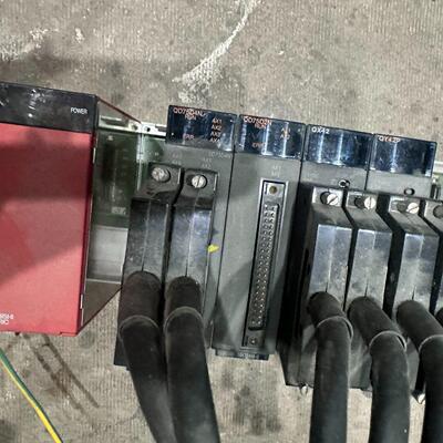 议价QD75D4N QD75D2N QX42 QY42P 工控自动化控制模块维修
