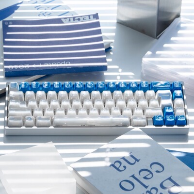 蓝白亮透键帽机械磁轴键盘适用