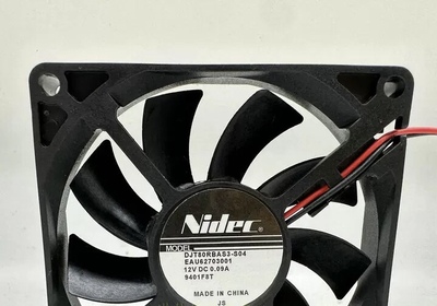 日本电产Nidec 8015 12V 0.09A DJT80RBAS3-S04 超薄机箱散热风扇