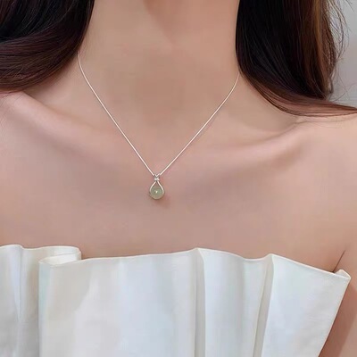 925镀银和田玉钱袋项链女新中式中国风锁骨链轻奢高级感颈链