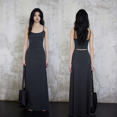收腰露背高级感吊带连衣裙