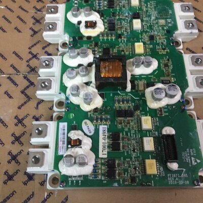 议价GD600HFX65C6H 模块电路板可维修