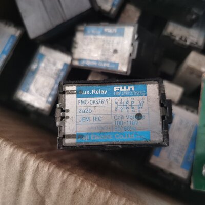 议价Fuji Electric FMC-OASZ617 辅助继电器 100-110V 2a2b可维修