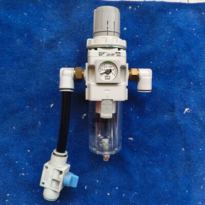 议价SMC空气过滤器AW30-02BE-B，带压力表，几乎全新