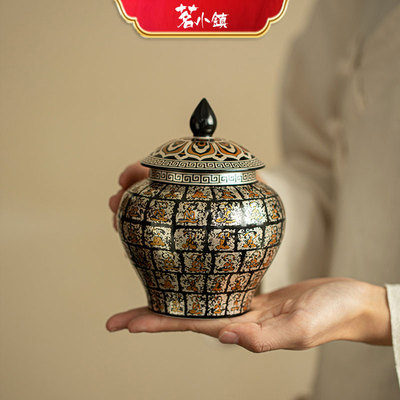 国风鎏银万佛石窟密封防潮茶叶罐