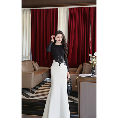 【尤克菲儿】原创设计高定罗马纹刺绣气质法式名媛包臀圆领连衣裙