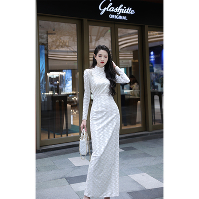 【尤克菲儿】原创设计轻奢天丝丝绒压花流苏装饰修身优雅连衣裙