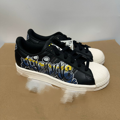 Adidas 三叶草 SUPERSTAR 女款经典百搭贝壳头休闲鞋板鞋 GW4444
