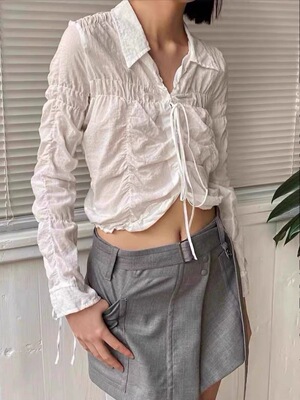 low classic褶皱衬衫26早春新品设计师品牌系带长袖V领短款上衣