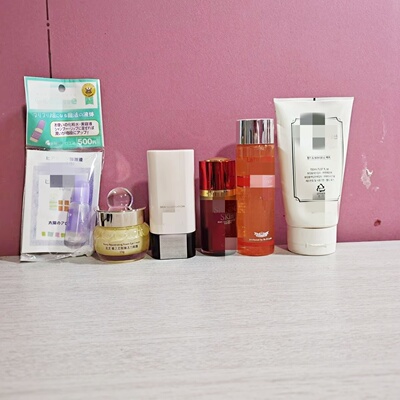 10.22~3清仓单品孤品是韩国进口产品一律清白菜价格各种护肤彩妆