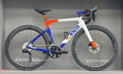 意大利 Cinelli PRESSURE 气动碳纤维公路车 105电变 诺飞客碳轮