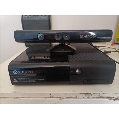 【议价产品】xbox360E CONSOLE游戏机主机 带体感 (250询价