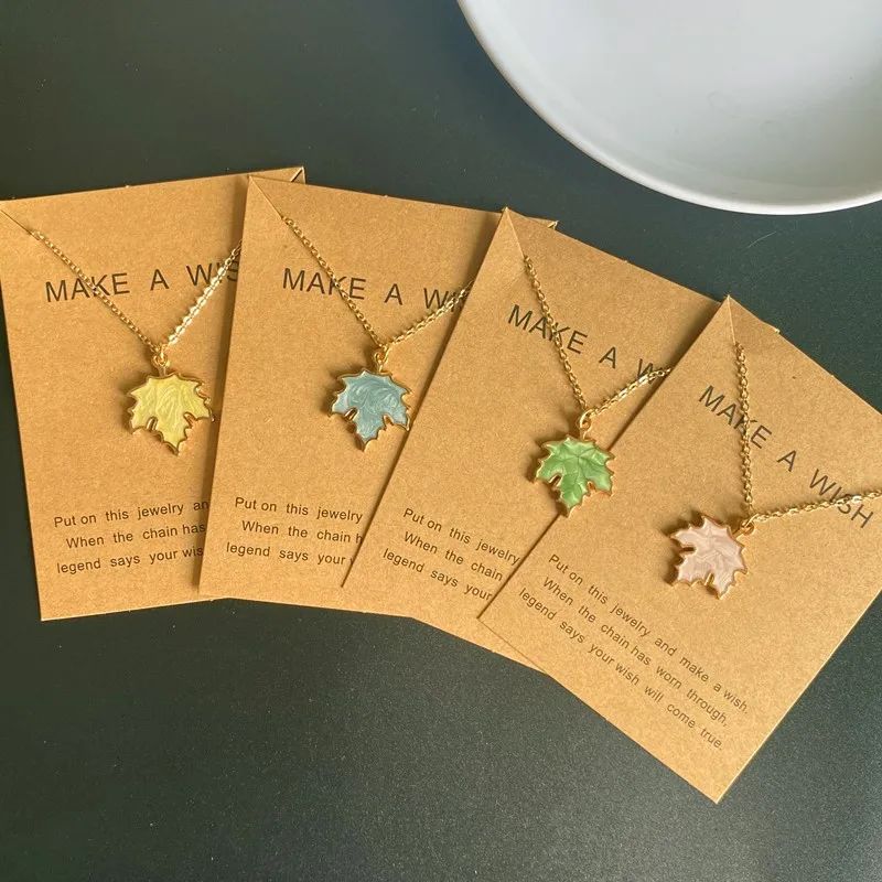 1Pc Fashion Maple Leaf Necklace Colorful Leaf Pendant Glitte