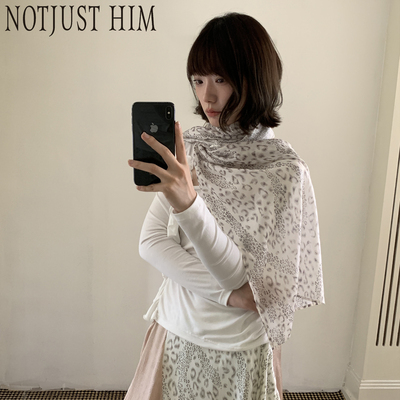 花筏NOTJUSTHIM 豹纹丝巾