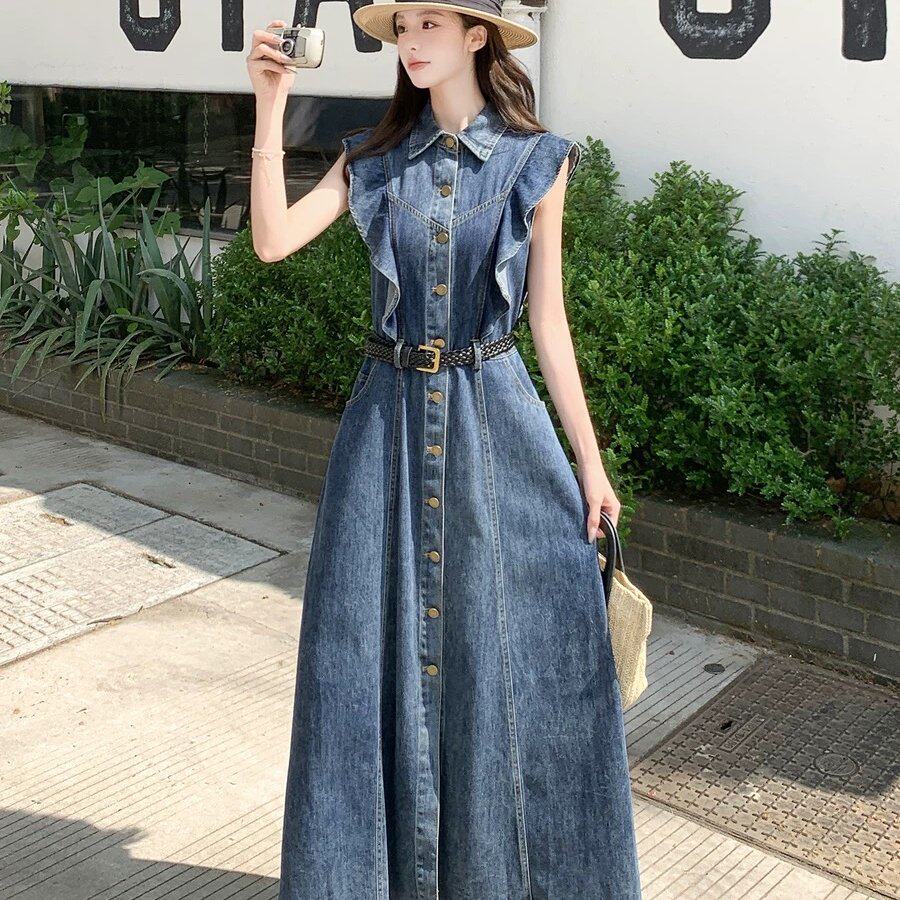 法式复古荷叶边飞飞袖牛仔连衣裙女2026夏季气质收腰单排扣长裙子