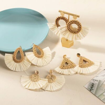 Fashion Hand-woven Rattan Raffia Tassel Pendant Women's Earr