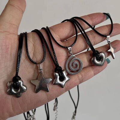 New KoreanHollow Titanium Steel Star Pentagram Pendant Neckl
