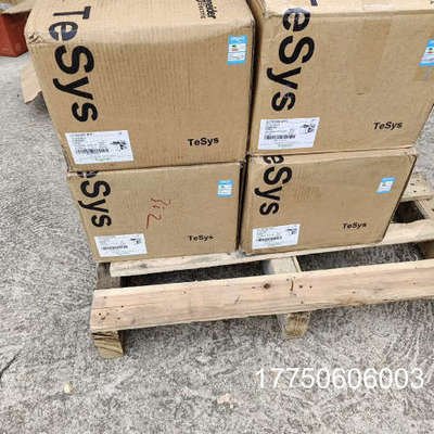 LC1D300M7C触器，线圈220V，10台，