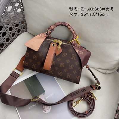 优库迪斯UK女包网红爆款高级感复古老花拉链小方包简约单肩斜挎包