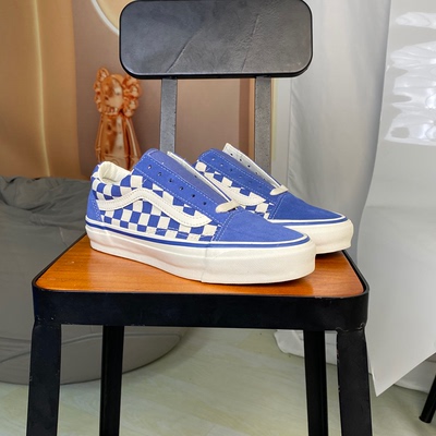 VANS范斯低帮蓝色格子板鞋