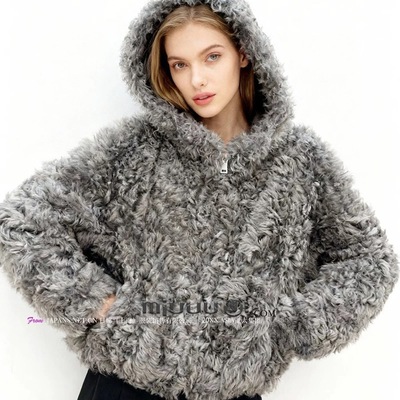 25冬季款慵懒风加厚连帽皮草外套