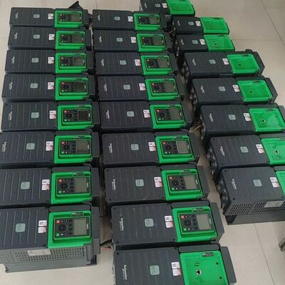 KL4004倍福模块，库存现货，顺丰包邮，欢迎有需要议