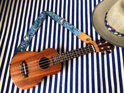 原创百搭韩国小碎花布复古蓝尤克里里背带ukulele strap