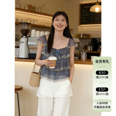 Palavas 26SS春夏新品 复古蕾丝拼接小飞袖衬衫层次感网纱上衣
