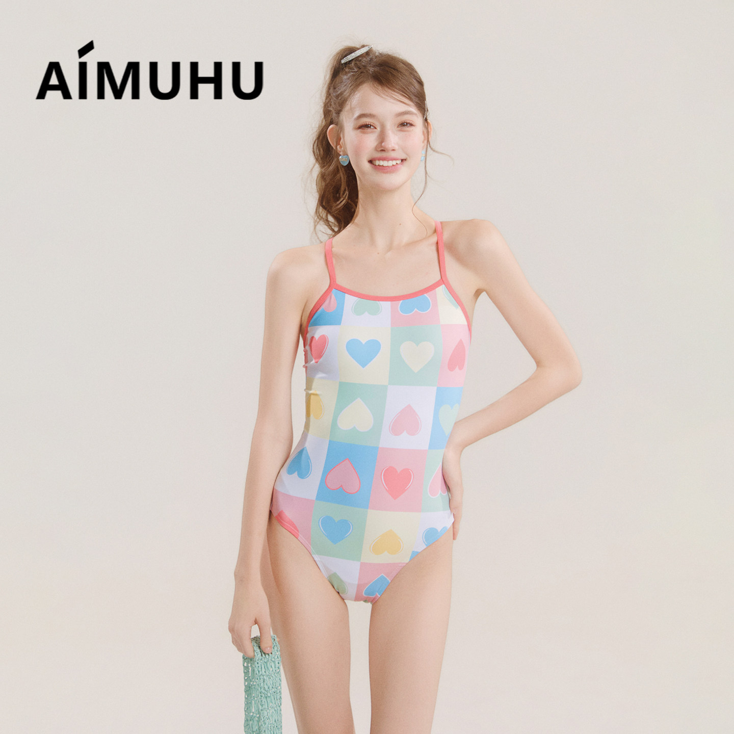 AIMUHU粉彩格子爱心竞速连体泳衣女小胸性感显瘦保守运动泳装露背