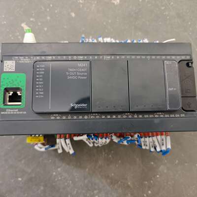 可维修PLC  TM241CE40T，22年图片实物拍摄