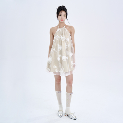 挂脖露肩立体花朵长裙无袖法式