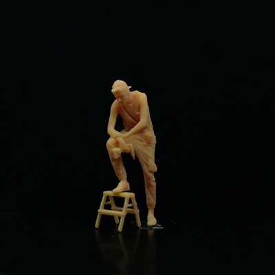 1/64白模踩凳子的维修机械师