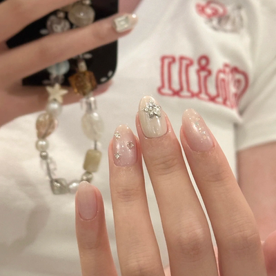 手工春夏白女风立体花花粉色玻璃珠猫眼美甲穿戴甲短款2026年新款