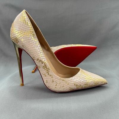 金色蛇纹尖头细跟红底高跟单鞋