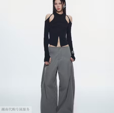 越在线越南小众bunnyhill简约时尚镂空露肩背修身显瘦长袖上衣
