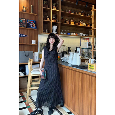 Tetu网纱撞色蚕丝V领连衣裙