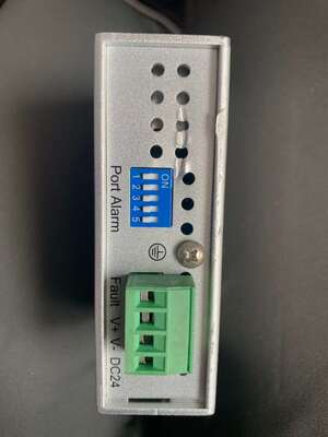 Korenix科洛理思JetNet2005交换机面板有一处