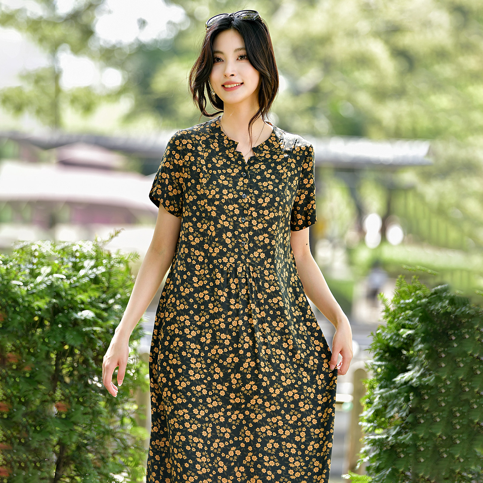 棉绸连衣裙女夏季2026新款人造棉绵绸宽松大码时尚气质中长款裙子