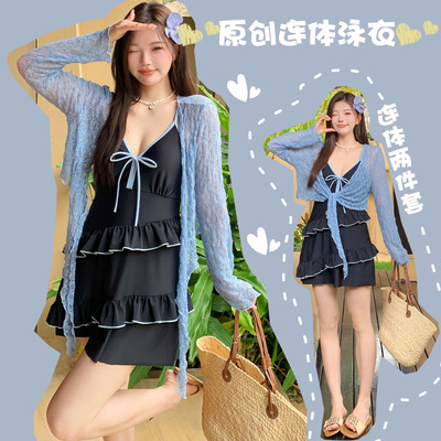 2025新款多巴胺夏泳衣女连体裙式罩衫长袖防晒度假温泉大码微胖mm