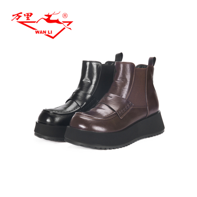万里新款真皮短靴时尚厚底女靴百搭圆头一脚蹬时装靴BBT6118