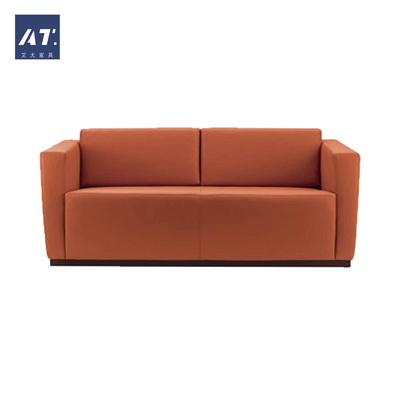 AIVTAI/设计师家具 elton 3-seater sofa埃尔顿三人位真皮沙发