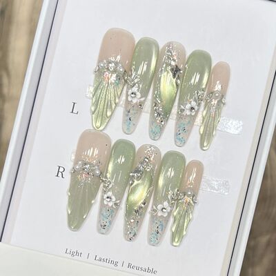 10pcs Long Almond Fake Nails Tips With Green Cat's Eye Handm