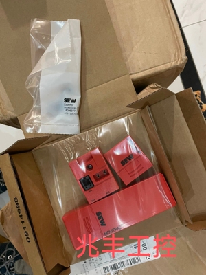 SEW变频器通讯接口模块FSC11B货号18207162，全新原装，顺丰包邮
