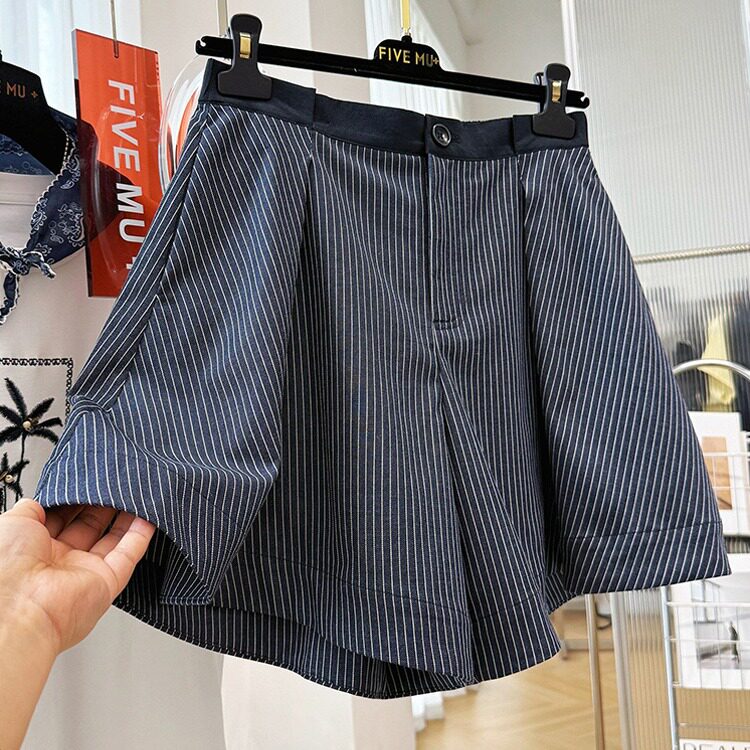 超火韩系设计感条纹A字阔腿西装裙裤女夏外穿短裤巨好看裤子