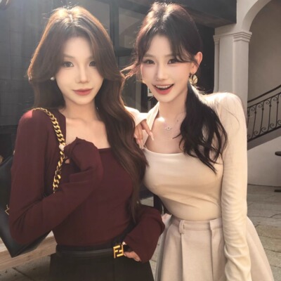 陈六六CHENLIULIU【天生纯欲】法式优雅修身显瘦设计感百搭上衣