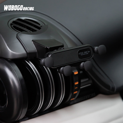 适用比亚迪元PLUS车载手机支架atto3磁吸重力支架水杯支架主驾驶