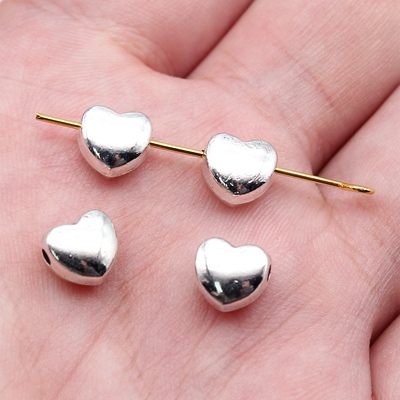 20个/包 7.6x7.3x4.9mm 多色 锌合金 爱心小孔珠 ABD-C16534