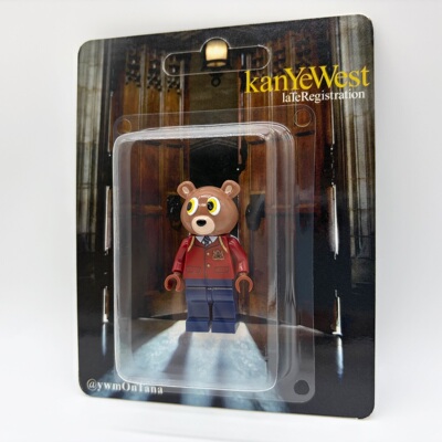 现货KanyeWest周边手工挂卡玩具
